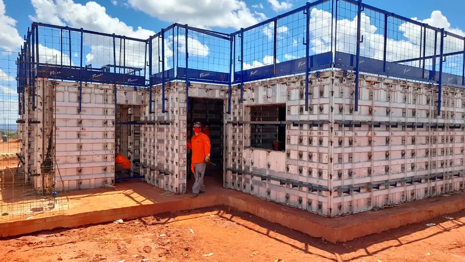 Parede de Concreto: Vantagens e Desvantagens de Usar na Obra
